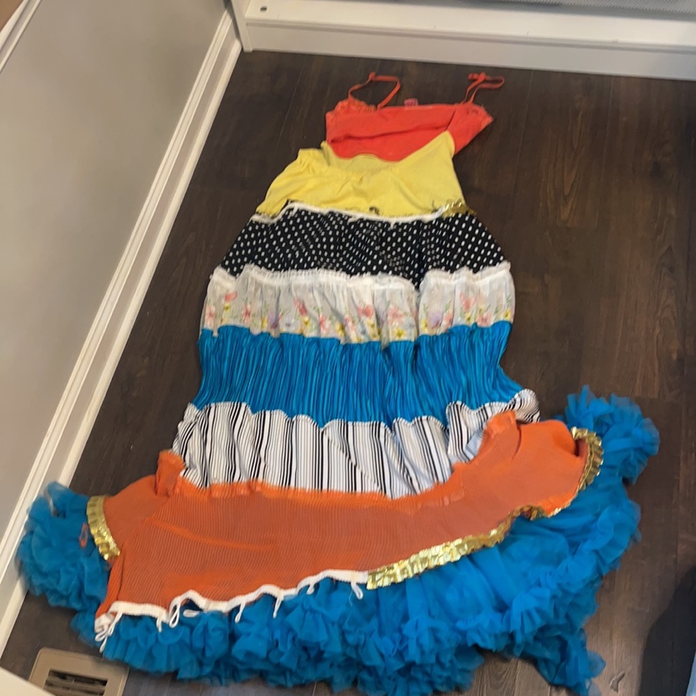 Very Classy Sundress With A Unique Twist. - Gem